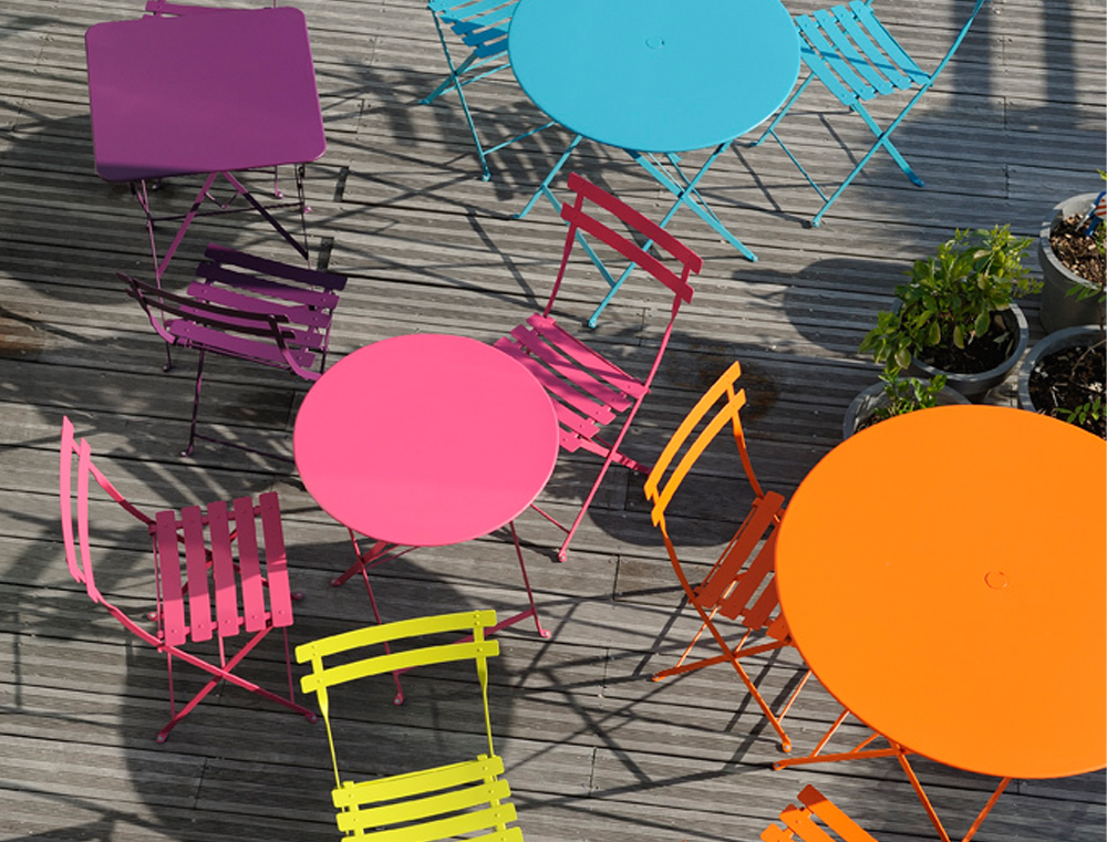 Bistro table 96 cm diameter, by Fermob, available from le petit jardin